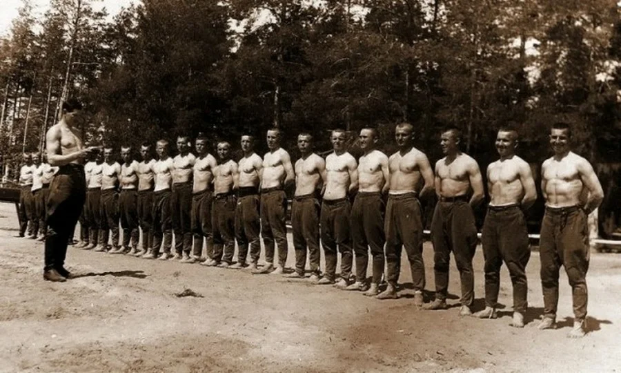 Soviet POWs in the Nazi German Army (1942) – SANGHA KOMMUNE (SSR)