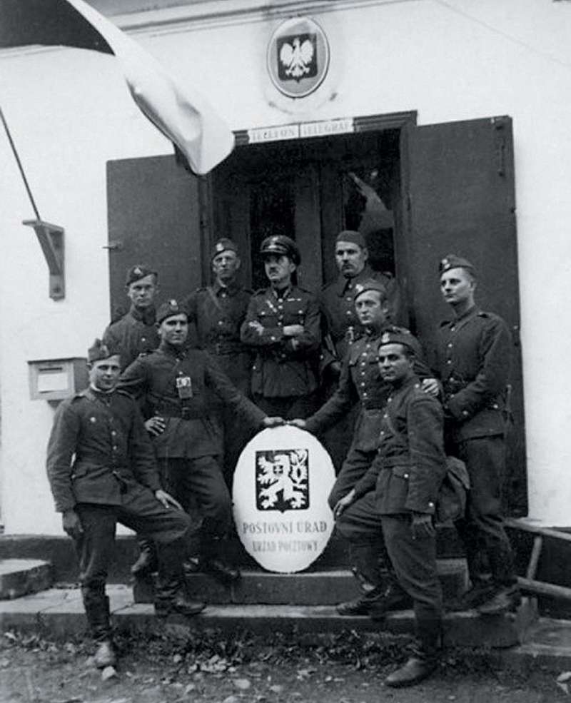 Poland and the Diversity of ‘Fascism’ – SANGHA KOMMUNE (SSR)