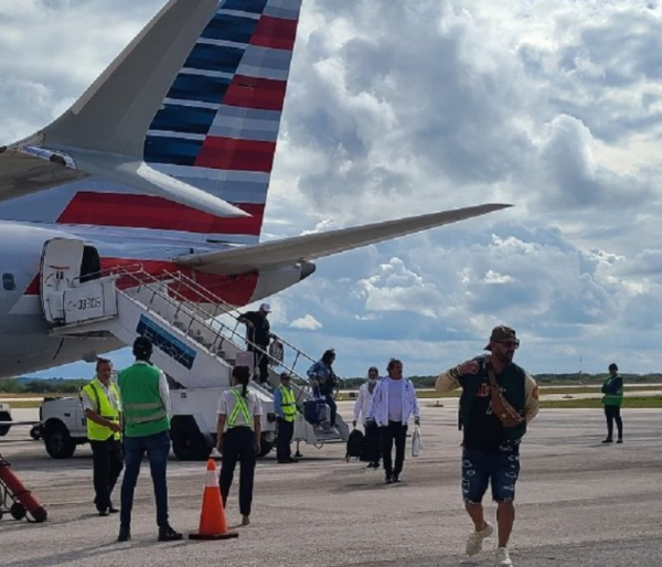 Laos New Agency: Cuba’s Airport Opens a Window for Tourism! (9.1.2024 ...